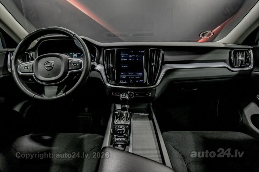 Grey Volvo V60 2019 in Parnu, with an engine capacity of 2.00 L and mileage of 251 thousand km for 14500 €, photo 16 on AUTOMOTO.COM.LV