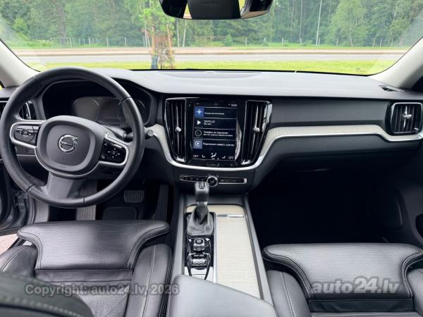 Pelēks Volvo V60 2019 Tallina, ar dzinēja tilpumu 2.00 L un nobraukumu 172 tūkst. km par 17900 €, foto 4 vietnē AUTOMOTO.COM.LV
