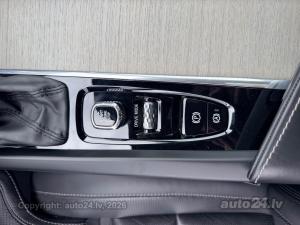 Pelēks Volvo V60 2019 Tallina, ar dzinēja tilpumu 2.00 L un nobraukumu 172 tūkst. km par 17900 €, foto 9 vietnē AUTOMOTO.COM.LV