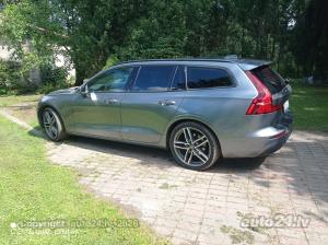 Pelēks Volvo V60 2019 Rīga, ar dzinēja tilpumu 2.00 L un nobraukumu 219 tūkst. km par 13000 €, foto 12 vietnē AUTOMOTO.COM.LV