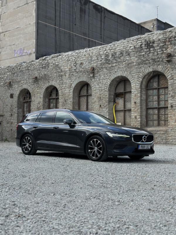 Pelēks Volvo V60 2019 Tallina, ar dzinēja tilpumu 2.00 L un nobraukumu 284 tūkst. km par 11500 €, foto 2 vietnē AUTOMOTO.COM.LV