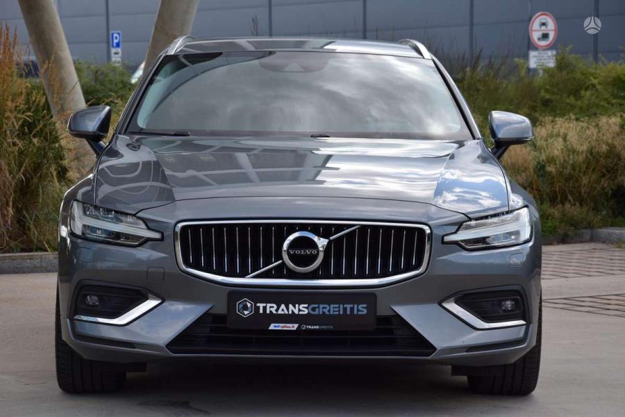 Pelēks Volvo V60 2019 Viļņa, ar dzinēja tilpumu 1.97 L un nobraukumu 240 tūkst. km par 14800 €, foto 4 vietnē AUTOMOTO.COM.LV