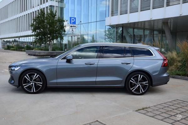 Pelēks Volvo V60 2019 Viļņa, ar dzinēja tilpumu 1.97 L un nobraukumu 240 tūkst. km par 14800 €, foto 9 vietnē AUTOMOTO.COM.LV