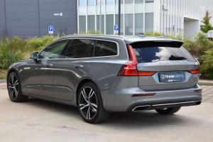 Pelēks Volvo V60 2019 Viļņa, ar dzinēja tilpumu 1.97 L un nobraukumu 240 tūkst. km par 14800 €, foto 11 vietnē AUTOMOTO.COM.LV