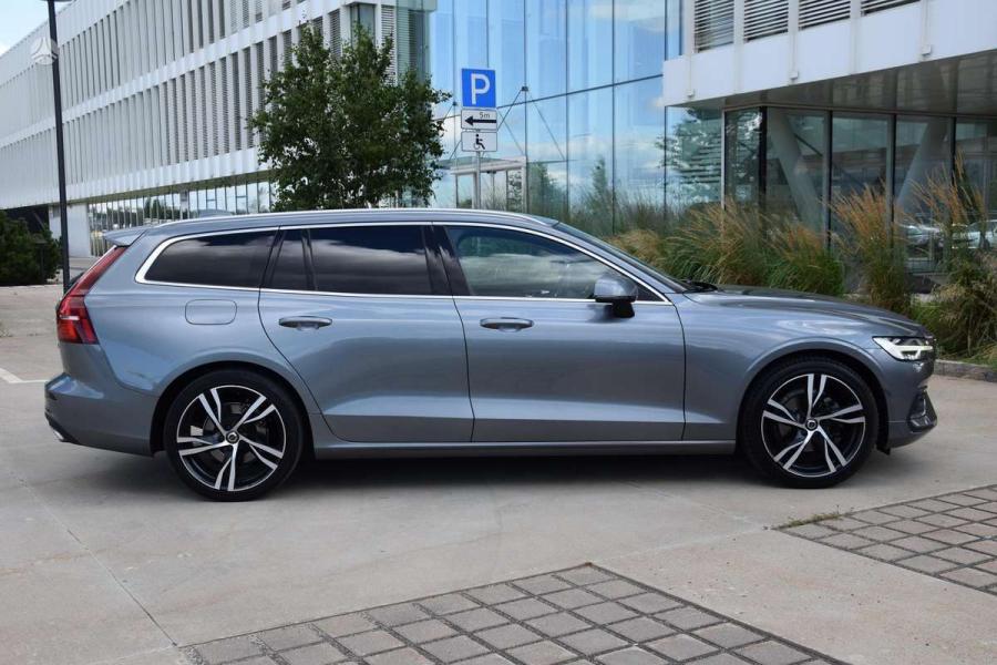 Pelēks Volvo V60 2019 Viļņa, ar dzinēja tilpumu 1.97 L un nobraukumu 240 tūkst. km par 14800 €, foto 14 vietnē AUTOMOTO.COM.LV