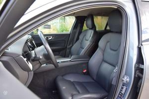 Pelēks Volvo V60 2019 Viļņa, ar dzinēja tilpumu 1.97 L un nobraukumu 240 tūkst. km par 14800 €, foto 20 vietnē AUTOMOTO.COM.LV