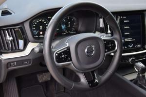 Pelēks Volvo V60 2019 Viļņa, ar dzinēja tilpumu 1.97 L un nobraukumu 240 tūkst. km par 14800 €, foto 29 vietnē AUTOMOTO.COM.LV