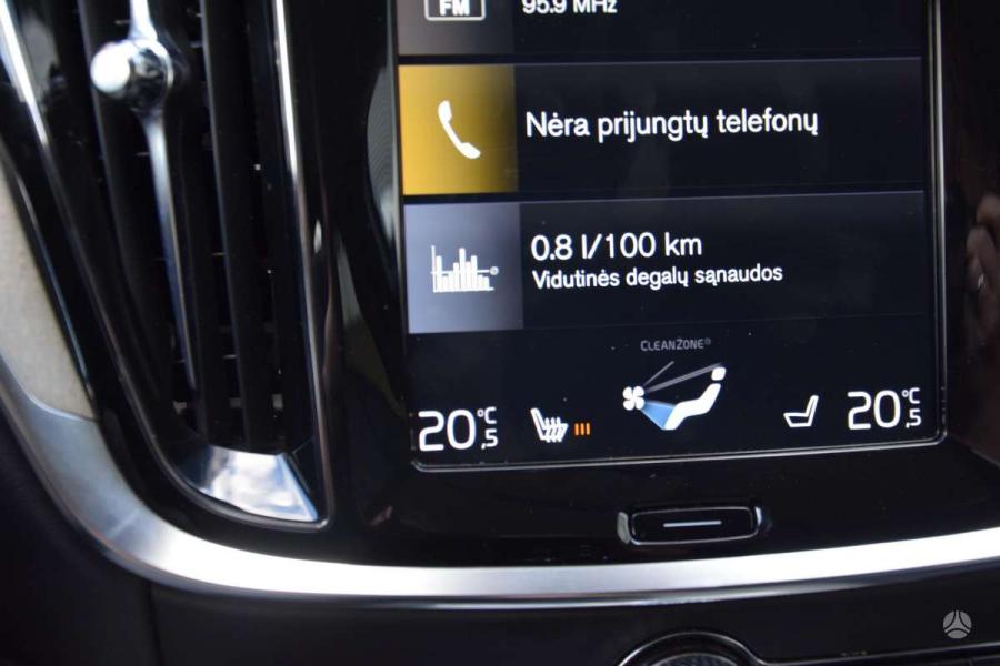 Pelēks Volvo V60 2019 Viļņa, ar dzinēja tilpumu 1.97 L un nobraukumu 240 tūkst. km par 14800 €, foto 31 vietnē AUTOMOTO.COM.LV