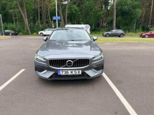 Pelēks Volvo V60 2019 Tallina, ar dzinēja tilpumu 2.00 L un nobraukumu 172 tūkst. km par 17500 €, foto 2 vietnē AUTOMOTO.COM.LV