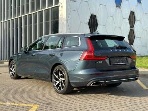 Pelēks Volvo V60 2019 Viļņa, ar dzinēja tilpumu 1.97 L un nobraukumu 101 tūkst. km par 27199 €, foto 7 vietnē AUTOMOTO.COM.LV