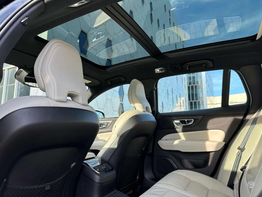 Pelēks Volvo V60 2019 Viļņa, ar dzinēja tilpumu 1.97 L un nobraukumu 101 tūkst. km par 27199 €, foto 14 vietnē AUTOMOTO.COM.LV