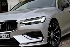 Grey Volvo V60 2019 in Tukums, with an engine capacity of 2.00 L and mileage of 222 thousand km for 17990 €, photo 6 on AUTOMOTO.COM.LV