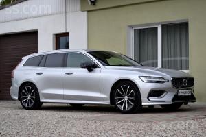 Grey Volvo V60 2019 in Tukums, with an engine capacity of 2.00 L and mileage of 222 thousand km for 17990 €, photo 8 on AUTOMOTO.COM.LV