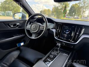 Grey Volvo V60 2019 in Riga, with an engine capacity of 2.00 L and mileage of 106 thousand km for 16750 €, photo 6 on AUTOMOTO.COM.LV