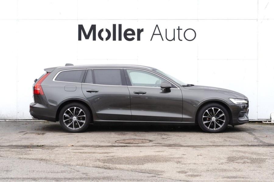 Pelēks Volvo V60 2019 Rīga, ar dzinēja tilpumu 2.00 L un nobraukumu 163 tūkst. km par 15950 €, foto 6 vietnē AUTOMOTO.COM.LV