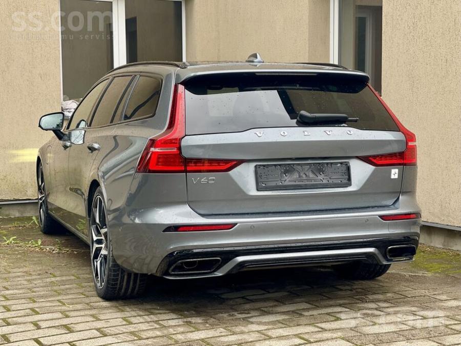 Pelēks Volvo V60 2020 Rīga, ar dzinēja tilpumu 2.00 L un nobraukumu 0 tūkst. km par 7200 €, foto 3 vietnē AUTOMOTO.COM.LV