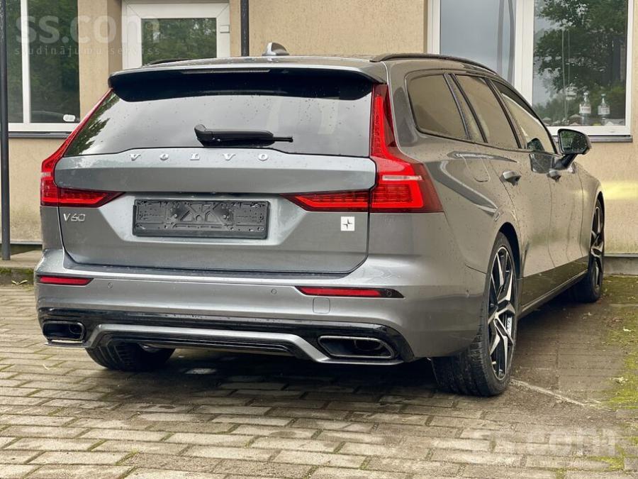 Pelēks Volvo V60 2020 Rīga, ar dzinēja tilpumu 2.00 L un nobraukumu 0 tūkst. km par 30500 €, foto 3 vietnē AUTOMOTO.COM.LV