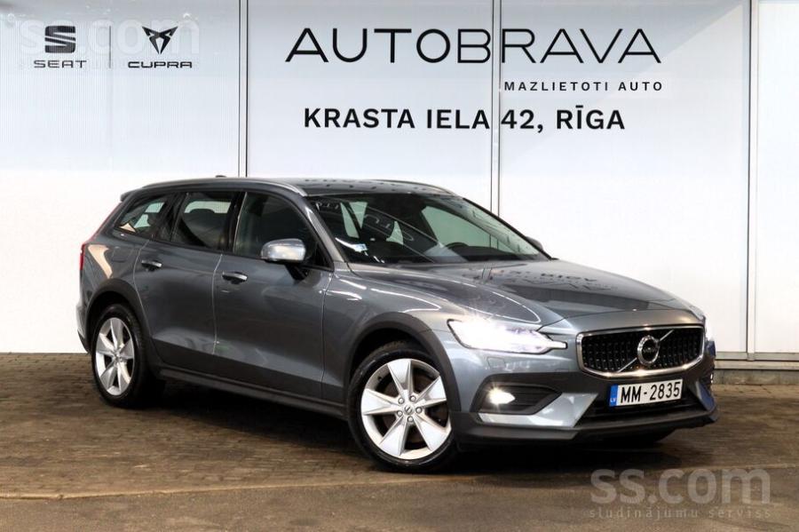 Pelēks Volvo V60 2020 Rīga, ar dzinēja tilpumu 2.00 L un nobraukumu 187 tūkst. km par 20900 €, foto 3 vietnē AUTOMOTO.COM.LV