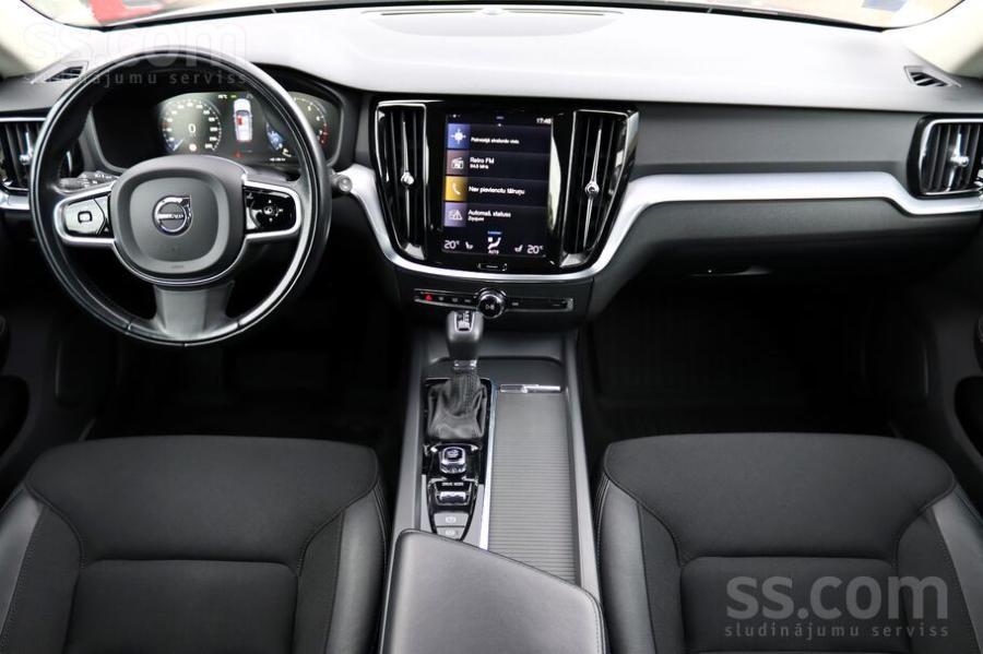 Pelēks Volvo V60 2020 Rīga, ar dzinēja tilpumu 2.00 L un nobraukumu 187 tūkst. km par 20900 €, foto 10 vietnē AUTOMOTO.COM.LV