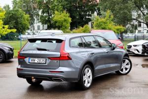 Pelēks Volvo V60 2020 Rīga, ar dzinēja tilpumu 2.00 L un nobraukumu 187 tūkst. km par 20900 €, foto 33 vietnē AUTOMOTO.COM.LV