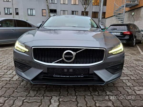 Pelēks Volvo V60 2020 Tallina, ar dzinēja tilpumu 2.00 L un nobraukumu 248 tūkst. km par 15900 €, foto 5 vietnē AUTOMOTO.COM.LV