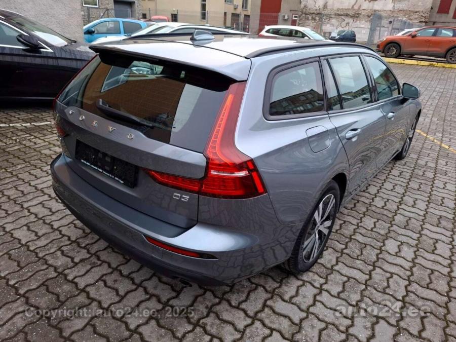 Pelēks Volvo V60 2020 Tallina, ar dzinēja tilpumu 2.00 L un nobraukumu 248 tūkst. km par 15900 €, foto 6 vietnē AUTOMOTO.COM.LV
