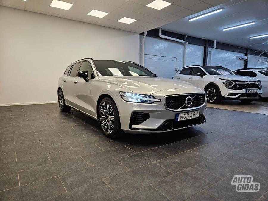 Grey Volvo V60 2020 in Kaunas, with an engine capacity of 0.00 L and mileage of 73 thousand km for 36192 €, photo 5 on AUTOMOTO.COM.LV