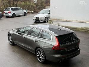 Pelēks Volvo V60 2020 Kauņa, ar dzinēja tilpumu 2.00 L un nobraukumu 63 tūkst. km par 27437 €, foto 4 vietnē AUTOMOTO.COM.LV