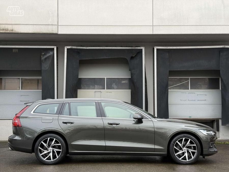 Pelēks Volvo V60 2020 Kauņa, ar dzinēja tilpumu 2.00 L un nobraukumu 63 tūkst. km par 27437 €, foto 7 vietnē AUTOMOTO.COM.LV
