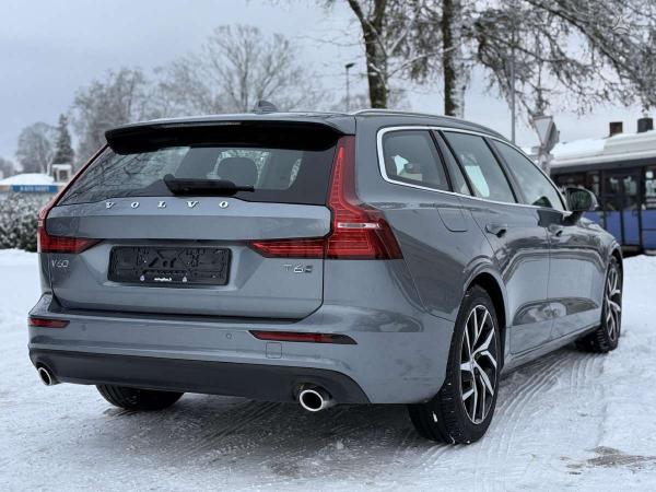 Pelēks Volvo V60 2020 Ukmergė, ar dzinēja tilpumu 1.97 L un nobraukumu 242 tūkst. km par 17950 €, foto 5 vietnē AUTOMOTO.COM.LV