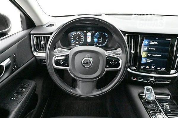 Pelēks Volvo V60 2020 Kauņa, ar dzinēja tilpumu 0.00 L un nobraukumu 89 tūkst. km par 34002 €, foto 7 vietnē AUTOMOTO.COM.LV