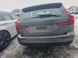 Grey Volvo V60 2020 in Marijampole, with an engine capacity of 1.97 L and mileage of 104 thousand km for 11999 €, photo 8 on AUTOMOTO.COM.LV
