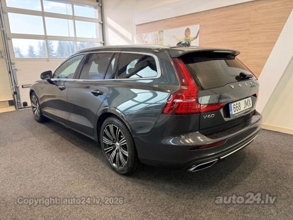 Pelēks Volvo V60 2020 Rakvere, ar dzinēja tilpumu 2.00 L un nobraukumu 207 tūkst. km par 17600 €, foto 2 vietnē AUTOMOTO.COM.LV