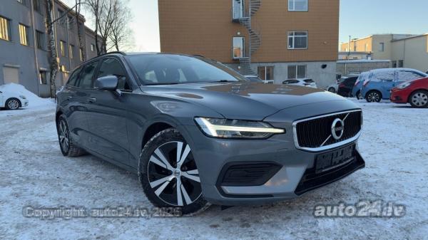 Pelēks Volvo V60 2020 Tallina, ar dzinēja tilpumu 2.00 L un nobraukumu 248 tūkst. km par 14990 €, foto  vietnē AUTOMOTO.COM.LV