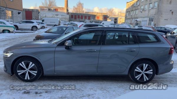 Pelēks Volvo V60 2020 Tallina, ar dzinēja tilpumu 2.00 L un nobraukumu 248 tūkst. km par 14990 €, foto 4 vietnē AUTOMOTO.COM.LV
