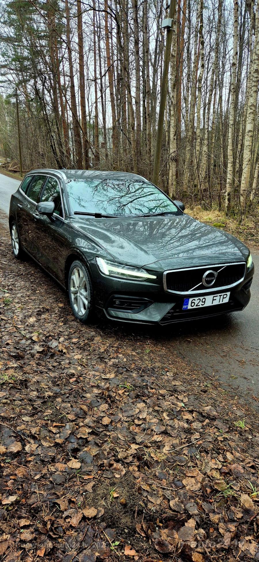 Pelēks Volvo V60 2020 Tallina, ar dzinēja tilpumu 2.00 L un nobraukumu 97 tūkst. km par 23000 €, foto 4 vietnē AUTOMOTO.COM.LV