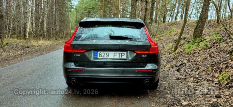 Pelēks Volvo V60 2020 Tallina, ar dzinēja tilpumu 2.00 L un nobraukumu 97 tūkst. km par 23000 €, foto 6 vietnē AUTOMOTO.COM.LV
