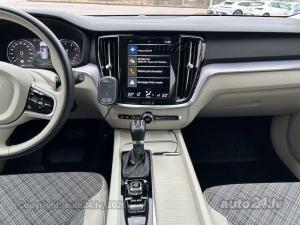 Grey Volvo V60 2020 in Tallinn, with an engine capacity of 2.00 L and mileage of 97 thousand km for 19900 €, photo 10 on AUTOMOTO.COM.LV