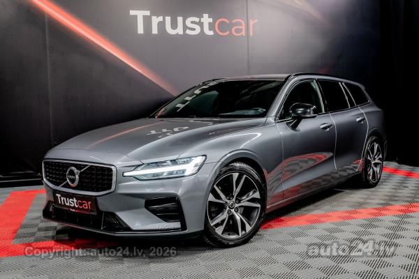 Grey Volvo V60 2020 in Parnu, with an engine capacity of 2.00 L and mileage of 230 thousand km for 16900 €, photo 7 on AUTOMOTO.COM.LV