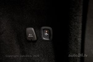 Серый Вольво B60 2020 в Пярну, объемом двигателя 2.00 л и пробегом 230 тыс. км за 16900 €, фото 21 на AUTOMOTO.COM.LV