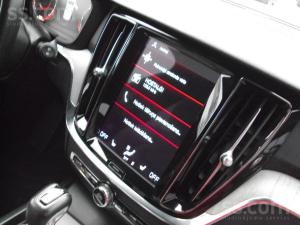 Grey Volvo V60 2020 in Riga, with an engine capacity of 2.00 L and mileage of 84 thousand km for 26300 €, photo 9 on AUTOMOTO.COM.LV