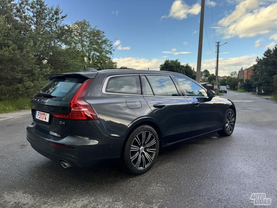 Pelēks Volvo V60 2020 Kauņa, ar dzinēja tilpumu 2.00 L un nobraukumu 295 tūkst. km par 14500 €, foto 7 vietnē AUTOMOTO.COM.LV