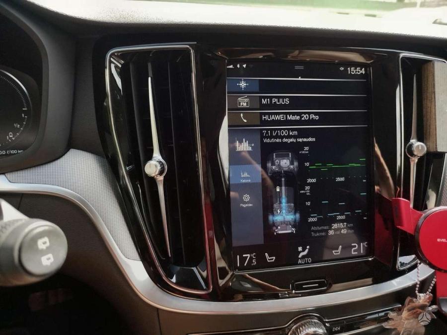 Pelēks Volvo V60 2020 Klaipėda, ar dzinēja tilpumu 1.97 L un nobraukumu 164 tūkst. km par 21400 €, foto 17 vietnē AUTOMOTO.COM.LV