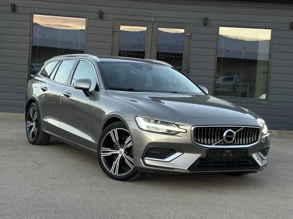 Pelēks Volvo V60 2020 Jelgava, ar dzinēja tilpumu 2.00 L un nobraukumu 210 tūkst. km par 17900 €, foto 1 vietnē AUTOMOTO.COM.LV