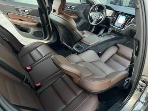 Grey Volvo V60 2020 in Jelgava, with an engine capacity of 2.00 L and mileage of 210 thousand km for 17900 €, photo 10 on AUTOMOTO.COM.LV