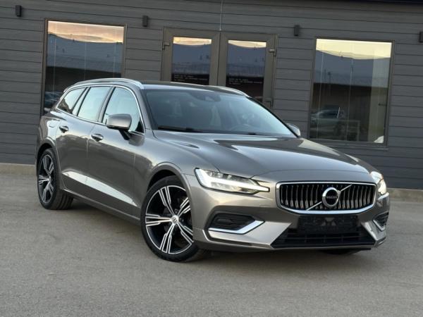 Grey Volvo V60 2020 in Riga, with an engine capacity of 2.00 L and mileage of 210 thousand km for 18950 €, photo 1 on AUTOMOTO.COM.LV