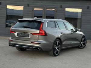 Pelēks Volvo V60 2020 Rīga, ar dzinēja tilpumu 2.00 L un nobraukumu 210 tūkst. km par 18950 €, foto 5 vietnē AUTOMOTO.COM.LV