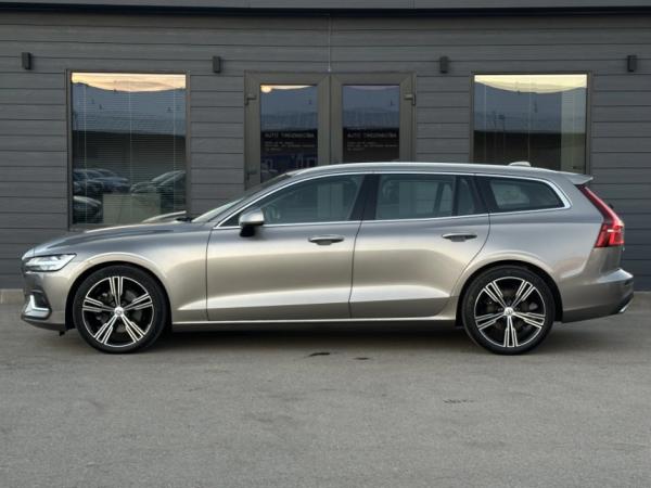 Grey Volvo V60 2020 in Riga, with an engine capacity of 2.00 L and mileage of 210 thousand km for 18950 €, photo 5 on AUTOMOTO.COM.LV