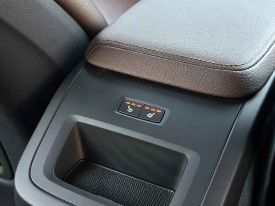 Pelēks Volvo V60 2020 Rīga, ar dzinēja tilpumu 2.00 L un nobraukumu 210 tūkst. km par 18950 €, foto 13 vietnē AUTOMOTO.COM.LV