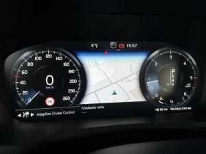 Pelēks Volvo V60 2020 Rīga, ar dzinēja tilpumu 2.00 L un nobraukumu 210 tūkst. km par 18950 €, foto 20 vietnē AUTOMOTO.COM.LV